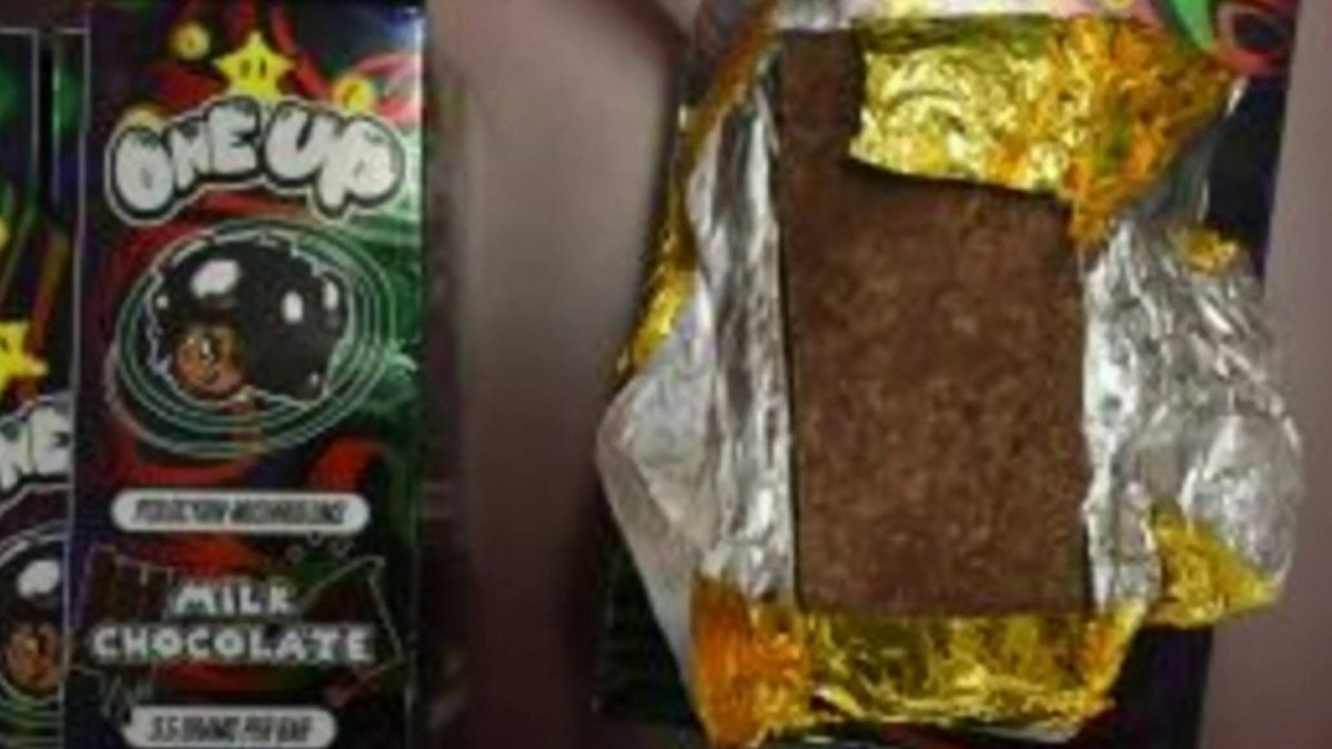 Alerta por drogas escondidas en barras de chocolate – Telemundo Tampa (49)