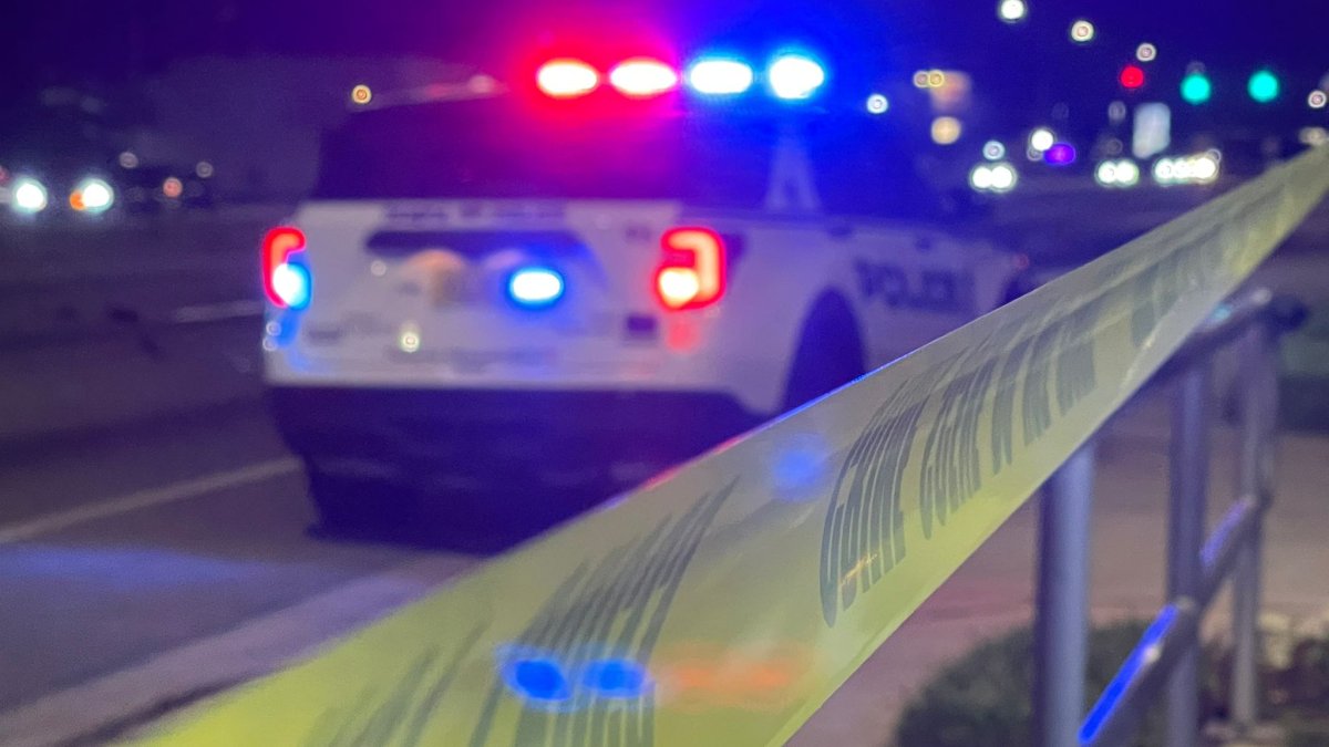 Radican cargos contra universitaria que abandonó recién nacido en Tampa ...