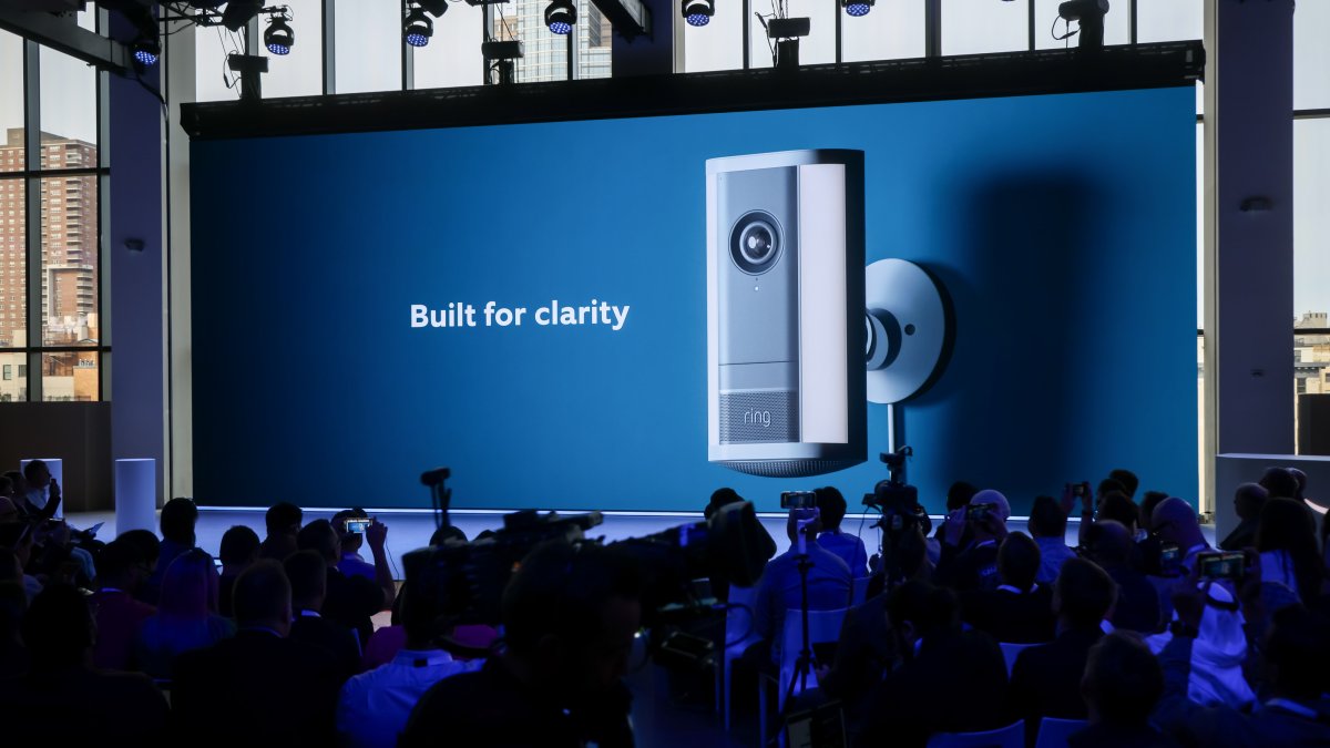 La cámara Ring de Amazon tiene nuevas funciones con IA – Telemundo ...